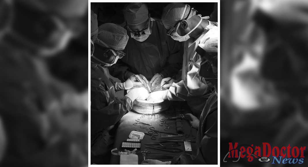 Team of Surgeons Perform first Kidney Transplant Surgery at Doctors ...