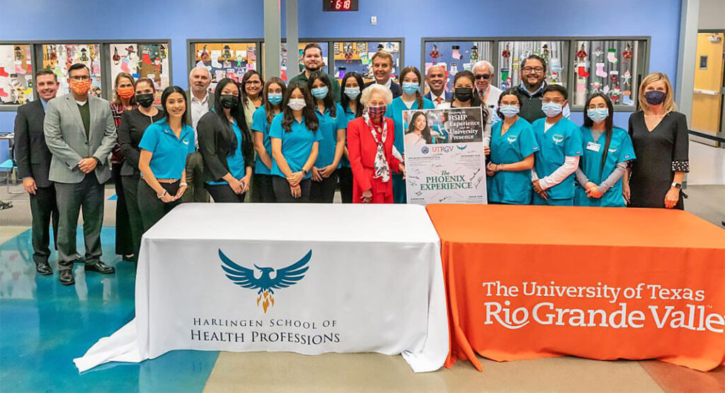 Partnership to guide students toward medical careers - Mega Doctor News