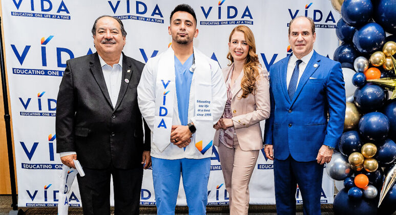 VIDA Honors Hundreds of STC Graduates - Mega Doctor News